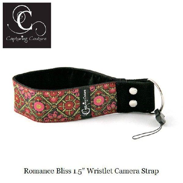 全長：26.5cmストラップ本体部：長さ17.5cm×幅4cmストラップ先端(ヒモ)：長さ5cm×厚さ0.1cm※お使いのカメラをお確かめ下さい。