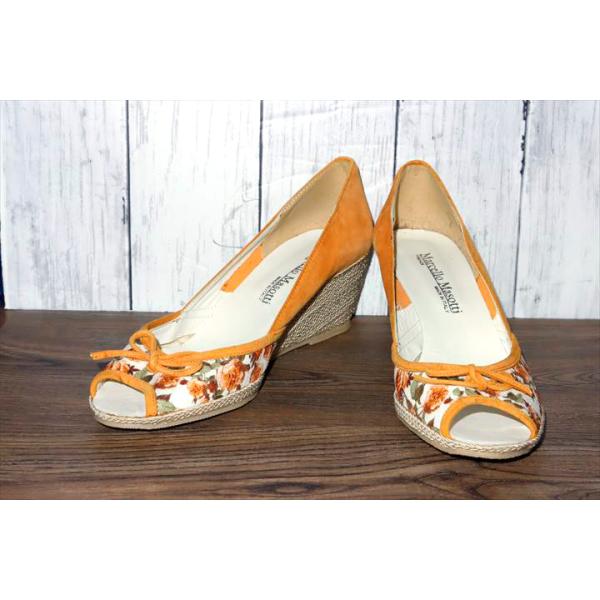 チョットしたキズ、汚れの為小売業者様に卸せなかった商品を超特価でご提供いたします！お得な商品がたくさん、すべて一点ものですのでお気に入りはお早めに！※少々難あり商品の超特価販売の為、ご購入後のクレームや返品はご遠慮くださいますようお願い申し...