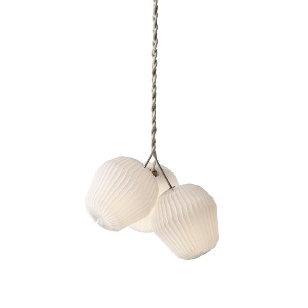 ■品番 [Bouquet 3] ブーケ3 KP1303 シャンデリア■材質／ライトオーク、編組リネンコード、プラスチック■ランプ LED電球 40W相当 電球色 (調光操作 非対応) ×3■サイズ Φ400mm　H 400mm　全長1700...