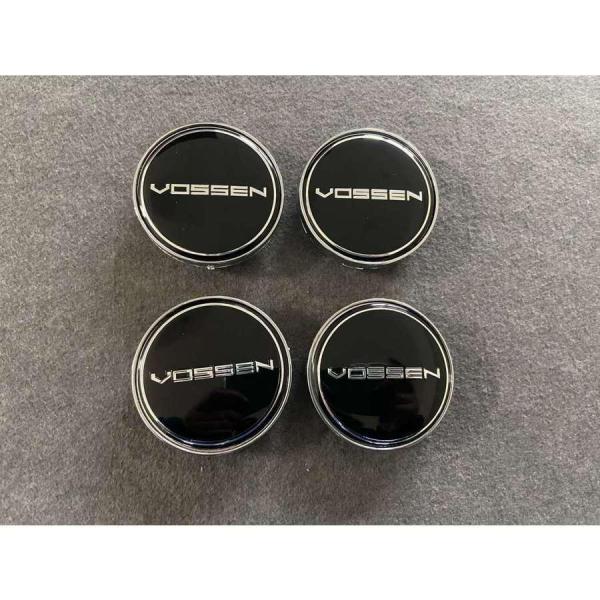 材質：硬質ABS+メッキロゴ必ずご購入前にセンターキャップのサイズをご確認ください。取り付け方法はホイール中心部に差し込むだけの簡単装着。汎用品の為、サイズが適合すればメーカーに関係なく装着することができます。注意：発送元が違いますので、ウ...