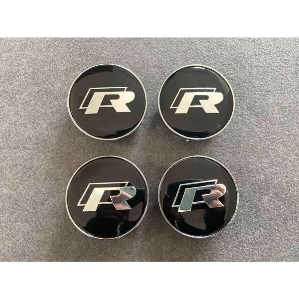 材質：硬質ABS+メッキロゴ必ずご購入前にセンターキャップのサイズをご確認ください。取り付け方法はホイール中心部に差し込むだけの簡単装着。汎用品の為、サイズが適合すればメーカーに関係なく装着することができます。注意：発送元が違いますので、ウ...