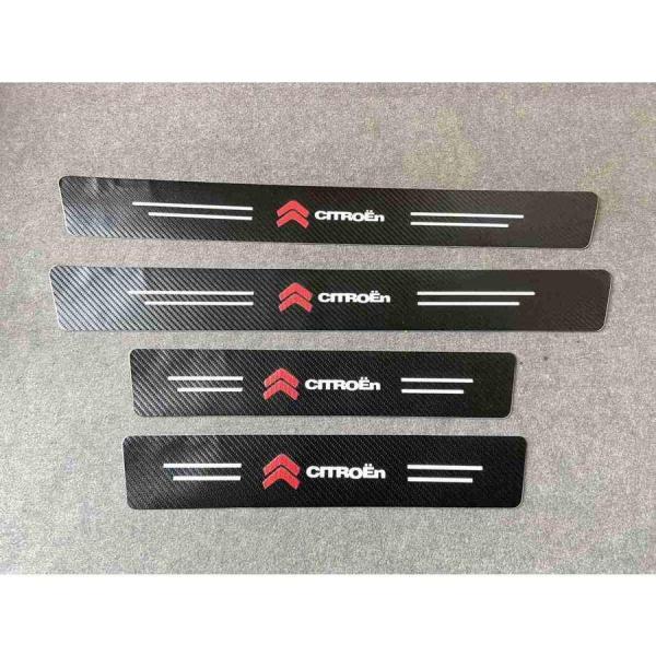 キズを覆い、 搭乗中/デボーディング中の擦り傷、擦り傷、汚れなどから愛車を保護します。 ドアシルガードの裏側は粘着性があり、両面テープを剥がした後、簡単に貼れます。両面テープで張り付ける商品は必ず取り付ける面の汚れ(ほこり、油分、水分等) ...