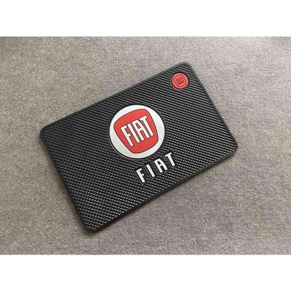 サイズ約：20CMｘ13CM汚れて粘着力が無くなったら、水洗いで、何度でも繰り返し使えます！小物を安定して置けます。何度も取付けし直せます。汚れやホコリは水洗いして、乾かすことで、再利用可能です。携帯電話や小物等を車のダッシュボードの上に置...