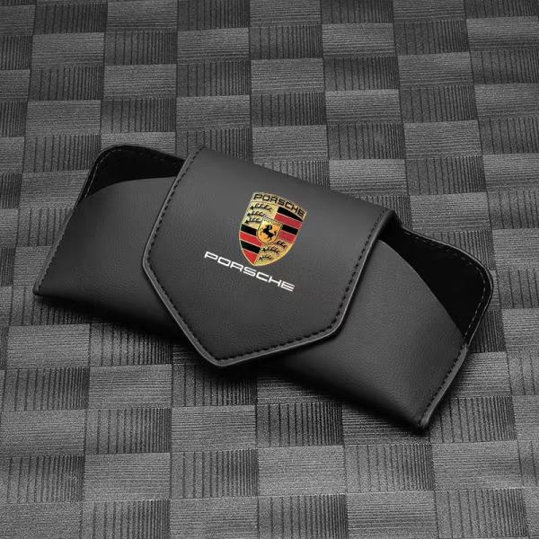 【商品サイズ】17*8.5*7.5cm【高品質】車載メガネクリップ高品質の革で作られているため、メガネのクリップがより質感になります-実用的で美しく、簡単に保管できます。【優れたデザイン】合理的なクリップの開口設計で、片手で操作しやすい時に...