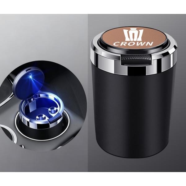 ●商品サイズ：約9.8cm×7cm【クールなLEDライト付き】LED搭載、蓋を開ける瞬間LEDライトがブルーに点灯します、特に夜間は美しく実用的です。LED照明は暗視を向上させ、真っ暗の場合でも簡単に利用いただけます。【灰皿のお手入れ簡単】...