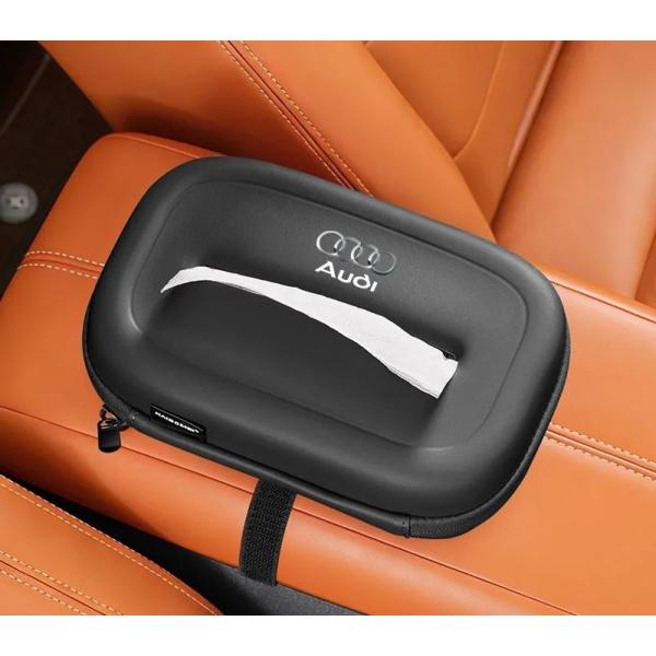 【サイズ】22*13*7CM【材質】PUレザー 車内の整理整頓に役立つティッシュホルダーです。車の飾りとして使用することができます実用性とデザイン性を兼ね備えたアイテムです。クロームメッキ仕上のティッシュ取り口リム（枠）付クロームメッキの装...