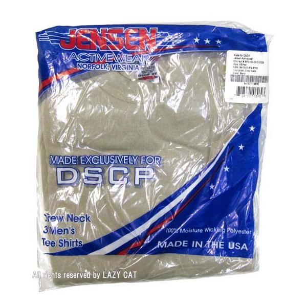 DSCP サンドカラー吸湿速乾性Tシャツ３枚入り米軍放出のJENSEN ACTIVEWEAR社製インナーTシャツです。色はサンドカラー（ベージュ）　３枚入り新品パッケージ未開封品サイズ　XS 着丈: 67 cm 身幅: 38 cm 肩幅: ...