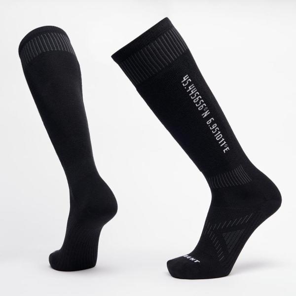 LE BENT CORE ULTRA LIGHT SNOW SOCKルベント　スノーボード　スキー　ソックスCOLOR：BLACKSIZE: S, M, L, XL（男女兼用）素材：Rayon from Bamboo - 30%, Meri...