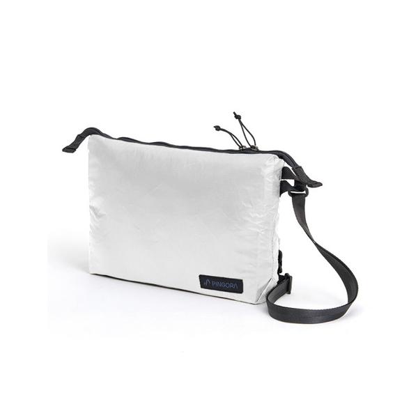 ピンゴーラ PINGORA エルブレス ヴィクトリア ビクトリア Victoria L-Breath ポーチ トレッキングバッグ アウトドア レジャー 登山 旅行 小物入れ セカンドバッグ ユニセックス 男女兼用 カジュアル 白 ホワイト ...