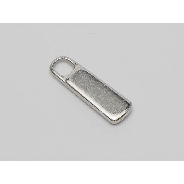 ■型番：EG1837■商品名：ファスナー用引手 角丸■色：全4色、ニッケル/アンティック/ゴールド（本金）/ダール■サイズ：27×8.5mm■内容：1ヶ/10ヶ/100ヶ■メール便について：メール便（220円）対応商品です。■発送予定目安：...