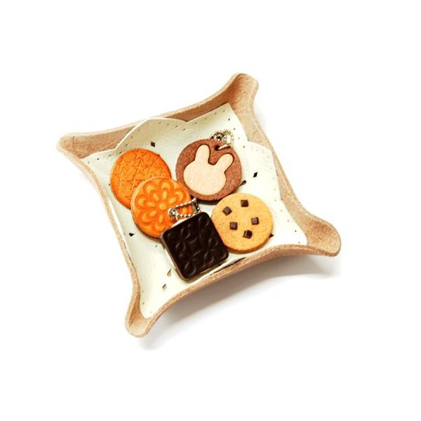 ■型番：Pkit333■販売価格：935円（税込）　　/　　850円（税抜）■商品名：【こびとのキッチン】クッキーチャーム&amp;トレイキット■メール便について：メール便（220円）対応商品です。■発送予定目安：4日以内（日祝日は除く）■...