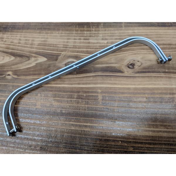 ■型番：PS053■販売価格：1980円（税込）　　/　　1800円（税抜）■商品名：ミニダレス用アルミ口枠■サイズ：26×6cm 10mm巾■内容：1set、組みネジ2ヶ入り■メール便について：メール便（220円）対応商品です。■発送予定...