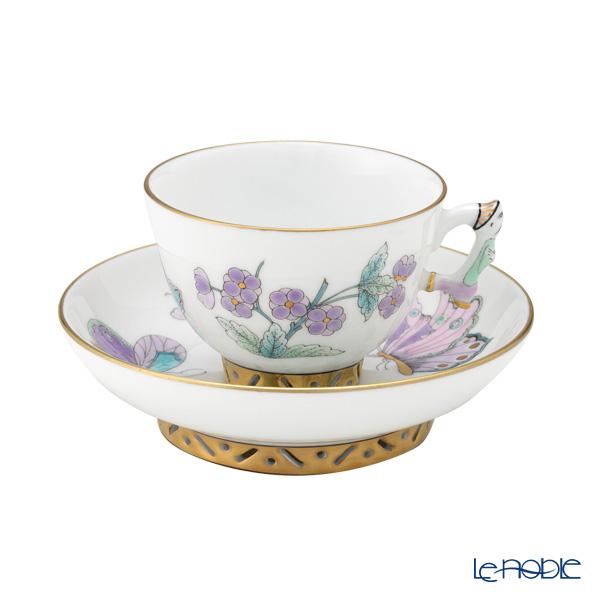 異なる寒色と暖色が合わさった新しい色彩がヴィクトリアの文様に緻密に施されました。 ヘレンド Herend ハンガリー カップ＆ソーサー