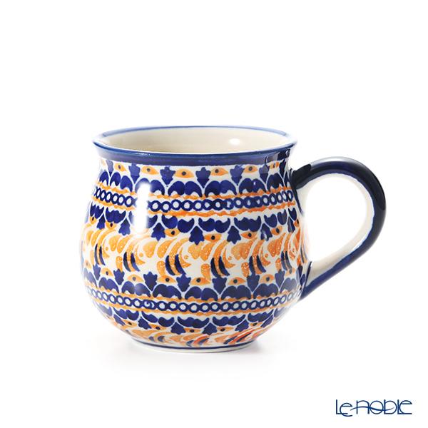 手にしっくりおさまるころんとしたフォルムが可愛い マグカップ。 ポーリッシュポタリー ボレスワヴィエツ Zaklady Ceramiczne BOLESLAWIEC Polisf Pottery ポーランド マグカップ