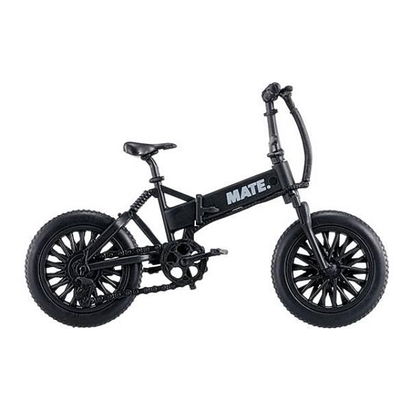 (C)MATE.BIKE カプセル商品についてはカプセル・ブックレットが付かない場合があります。食玩についてはお菓子、外箱は付いておらず玩具のみの販売となります。