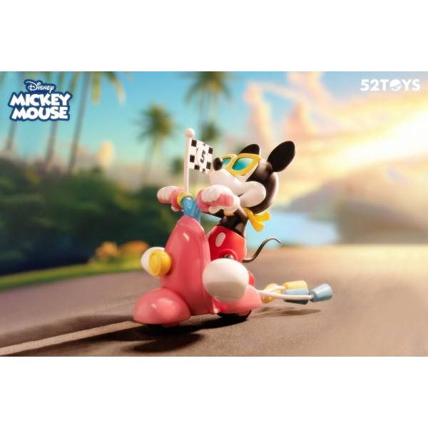 (c)Disney カプセル商品についてはカプセル・ブックレットが付かない場合があります。食玩についてはお菓子、外箱は付いておらず玩具のみの販売となります。