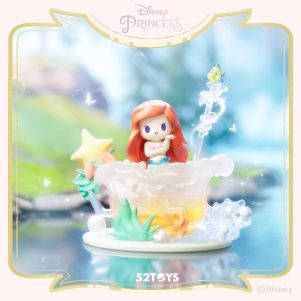 (c)Disney カプセル商品についてはカプセル・ブックレットが付かない場合があります。食玩についてはお菓子、外箱は付いておらず玩具のみの販売となります。
