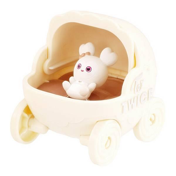 (c)JYP Entertainment. カプセル商品についてはカプセル・ブックレットが付かない場合があります。食玩についてはお菓子、外箱は付いておらず玩具のみの販売となります。