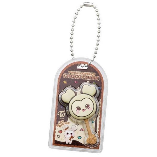 (C)JYP Entertainment. ／ 2025 Warner Music Japan Inc. カプセル商品についてはカプセル・ブックレットが付かない場合があります。食玩についてはお菓子、外箱は付いておらず玩具のみの販売となります。