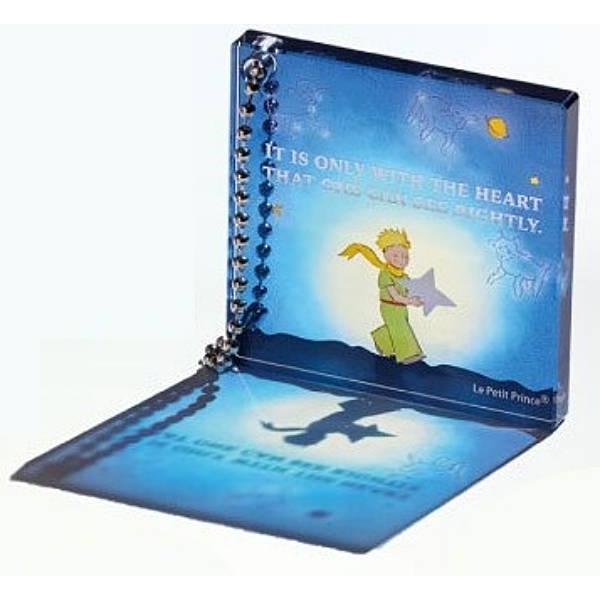 Le Petit Prince (R) 星の王子さま (R) All TM properties of POMASE 2026 カプセル商品についてはカプセル・ブックレットが付かない場合があります。食玩についてはお菓子、外箱は付いておらず玩...