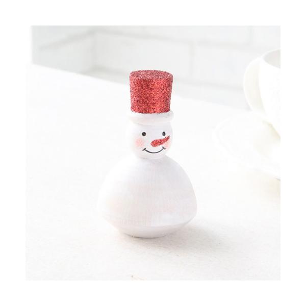 ちょこんと置けるかわいいスノーマンの置物。さりげないクリスマス演出に。【SPEC】サイズ：φ50×H75(mm)材　質：木Nice and warm 2025クリスマス雑貨