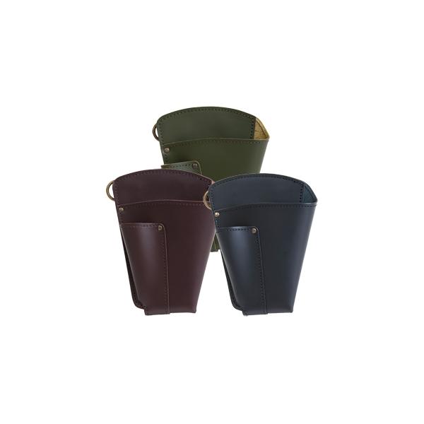 特価理由：古い型番の廃番商品のためシザーを最大2丁収納可能な【最軽量モデル】を目指して開発されたモデル。花業界で幅広く支持されているシザーメーカー各社の代表モデルを選抜して徹底検証。その結果、完成した本体は一切の無駄がないサイズとフォルムを...