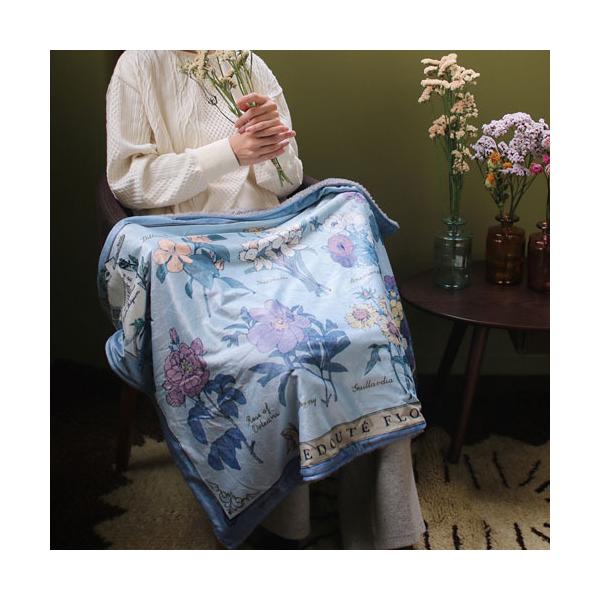 【商品入れ替えのため特価にて販売　1,980円→998円】■アンティーク図鑑のページをポスターにして飾るように、このブランケットを置くだけでインテリアに彩を与えます。■クラシカルな雰囲気漂う様々な品種のバラが繊細なタッチで描かれています。■...