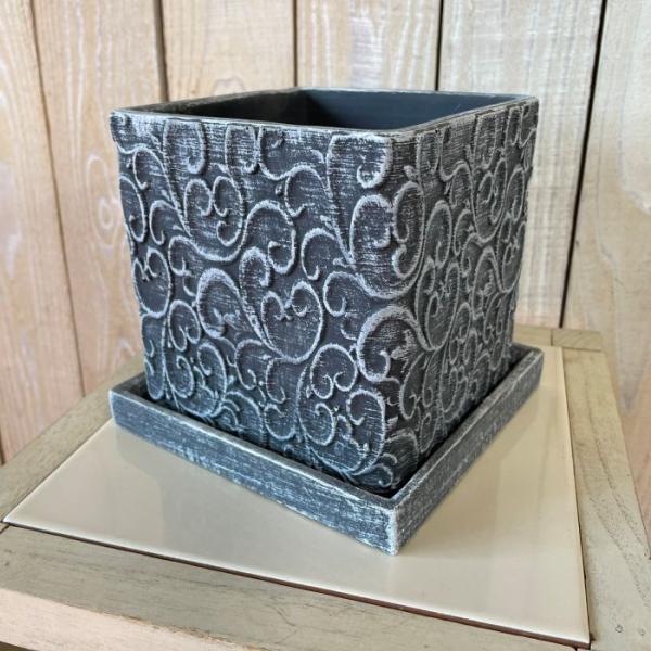 ■タグ植木鉢 セメント鉢 スクエアポット 多肉植物用鉢 サボテン鉢 フラワーポット おしゃれ鉢 アンティーク風 蔦模様 シャビーシック ガーデニング雑貨 室内グリーン インテリア鉢 小型鉢 四角鉢 底穴あり ディスプレイ雑貨 寄せ植え用鉢 ...