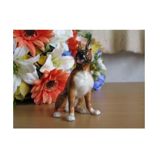 ギフト対応★フランス KLIMA(クリマ)社から直輸入★《ボクサー》お座りポーズクリマのデザイナーが細部までこだわりデザインしている磁器製フィギュアの名品です。立ち耳ちゃんからたれ耳ちゃんまで様々な表情のボクサーが６ポーズ♪迫力の大きさで、...