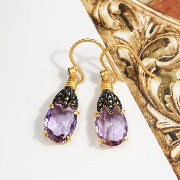 FATRAS(ファトラ)とはフランス語で“雑然とした集積・堆積”という意味。碌山のハウスブランドの一つで、小さなカットストーンをちりばめたbijoux de curiosites（ビジュゥ ド キュリオジテ）＝好奇心のジュエリーが集まってい...