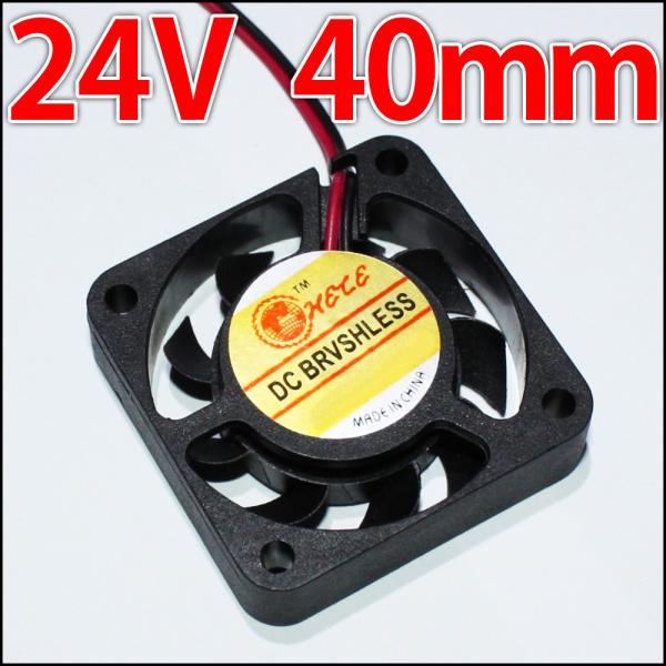 40mmサイズのDC24Vで動作するファンとなります。もともとはPC、パソコン用のケースファンとして設計されていますが、当店で取扱い中の1W・3W・10W ハイパワーLEDとアルミヒートシンクを用いて放熱用にも使用できるため、取扱いを開始い...