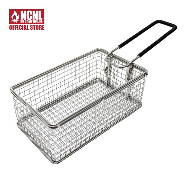 【商品詳細】サイズ(約)：140×80×54mm持ち手の長さ(約)：90mm重量(約)：149g材質：ステンレス鋼【商品説明】メスティンやクッカーなどで使えるフライバスケット。揚げる、茹でるなどアウトドアでの調理の幅が広がる多機能ギア。唐揚...