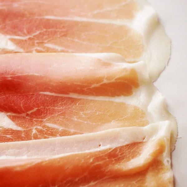 ※メーカー都合によりパッケージ等の外装面で異なる場合がございますので、あらかじめご了承くださいませ(免責) 画像は見本(イメージ)です。画像内に写った期限は撮影時のものであり、お届けする商品は期限内となります。詳細な期限については直接お問合...