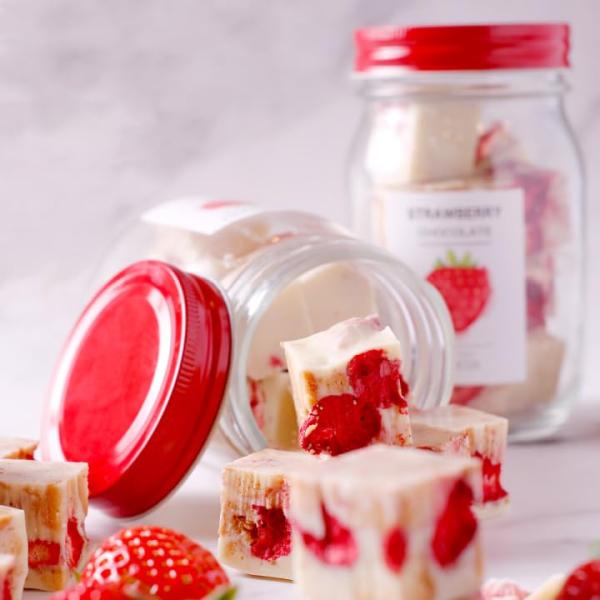 ※メーカー都合によりパッケージ等の外装面で異なる場合がございますので、あらかじめご了承くださいませ(免責) 画像は見本(イメージ)です。画像内に写った期限は撮影時のものであり、お届けする商品は期限内となります。詳細な期限については直接お問合...