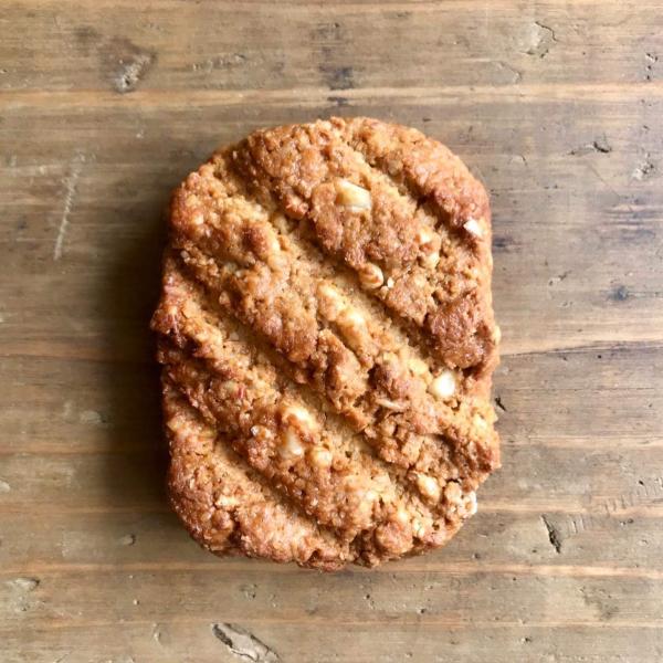 ※メーカー都合によりパッケージ等の外装面で異なる場合がございますので、あらかじめご了承くださいませ(免責) 画像は見本(イメージ)です。画像内に写った期限は撮影時のものであり、お届けする商品は期限内となります。詳細な期限については直接お問合...