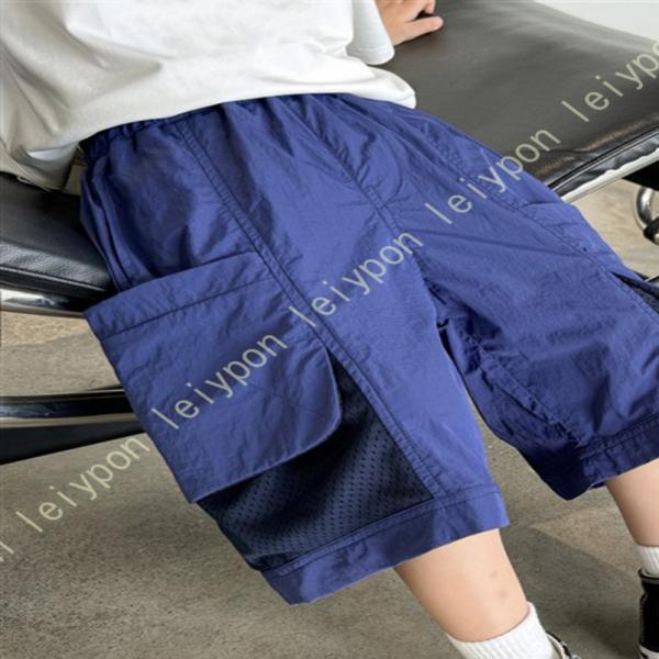 【発売日：2025年05月04日】ハーフパンツ カーゴパンツ 5分丈 キッズ 男の子 半ズボン イージーパンツ 無地 薄手 夏服 ショートパンツ ポケット ダンス衣装 ボトムス商品内容：ズボン単品◎柔らかくて着感が素敵です。◎通気性もバツグ...