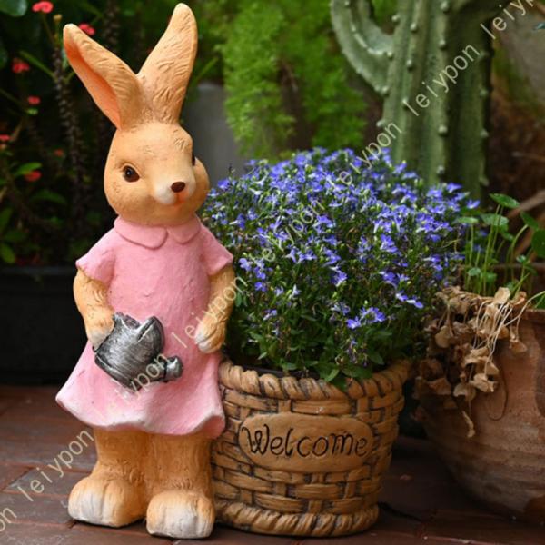 【発売日：2025年04月19日】置物 動物 ガーデン1、かわいい■お庭に置いてガーデニングのお供に楽しむのも良し、インテリアとして玄関先やベランダ、窓辺などに置いてもその可愛さに癒されます。■屋内、屋外関係なくどんな場所に置いても自然に溶...