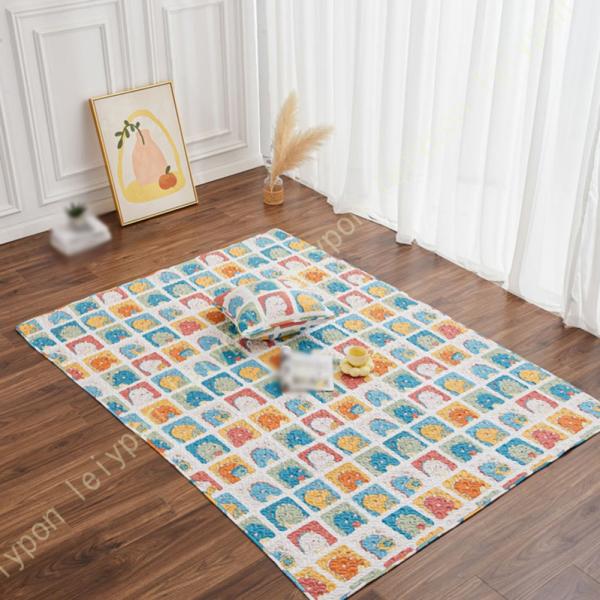 【発売日：2023年04月27日】【ご来店ありがとうございます】 特徴●おしゃれ： カーペットを変えるだけでお部屋の雰囲気はぐっと違うものに変わります。仕事から家に帰って、この可愛いカーペットを一目見ると、疲れを一掃されます。●機能：保温、...