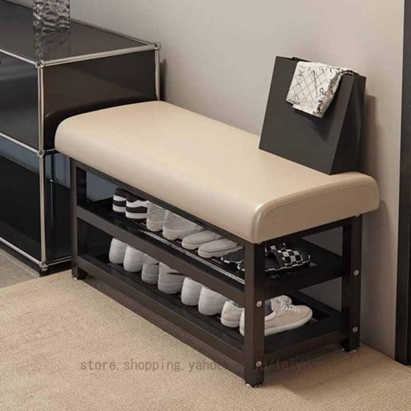 【発売日：2025年08月28日】POINT 1：快適な座り心地を提供するクッション上部のクッションは柔らかく弾力性のある素材を使用しており、靴を履き替える時や休憩時に快適な座席を提供します!長時間座っても疲れにくく、リラックスしたひととき...