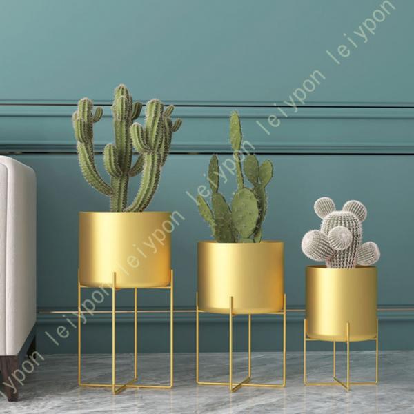 【発売日：2025年09月17日】材質：鉄サイズ：直径20.5/26.5/30.5cm 高さ32/42/55cm★丈夫で耐久性火薬塗装仕上げの耐久性のある金属管製! それは防錆性であり、重い植木鉢に耐えることができます!木製の製品より水や錆...