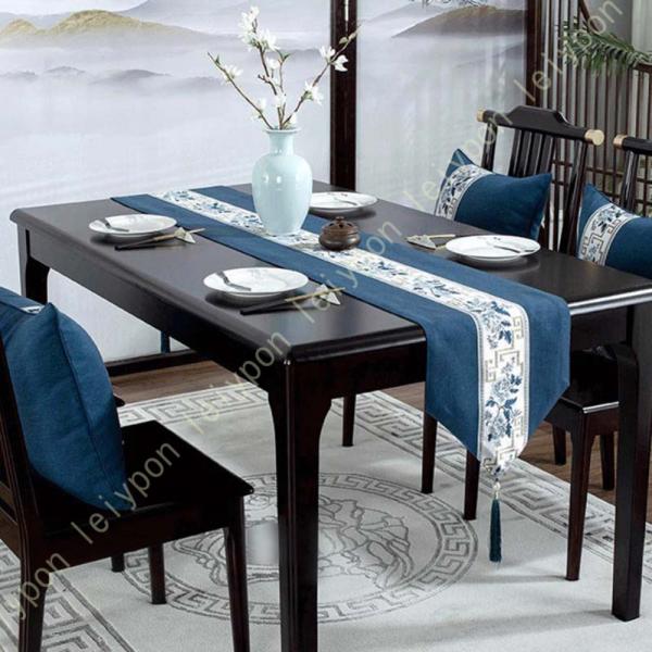 【発売日：2023年05月27日】★テーブルの中央にさらりと敷きこむだけで、ぐっとお洒落な雰囲気を作り出してくれるテーブルランナー!★柔らかく、耐久性があり、環境に優しい、ガラスや陶器の食器、花瓶なども安心して置けます!★適用場所：レストラ...