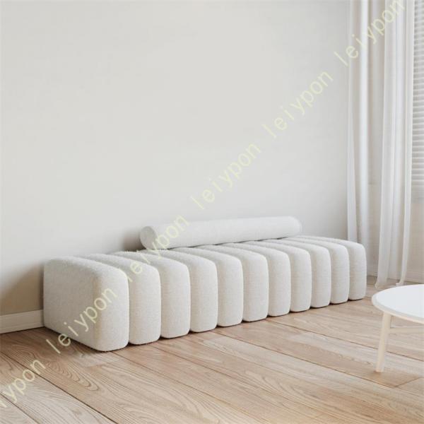 【発売日：2025年07月23日】★コンパクトなサイズでお部屋の隙間収納に最適なリビング用オットマンチェア★寝室、クローク、リビング、玄関など、さまざまなシーンで活躍!使い方自在で便利です!ミニマリストなお部屋にぴったりの小さなフットスツー...