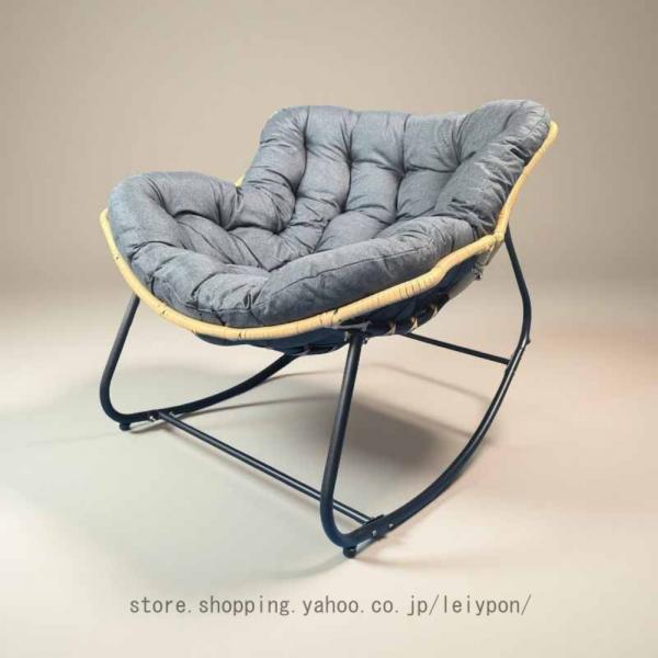 【発売日：2025年09月03日】製品仕様:製品名: ロッキングチェアスタイル: シンプルでモダン材質: きんぞく詰め物: 綿推奨用途: 裏庭、庭、バルコニー、ラウンジ、リビングルーム1.■15-30度の角度で揺れる快適なチェア!柔らかな揺...