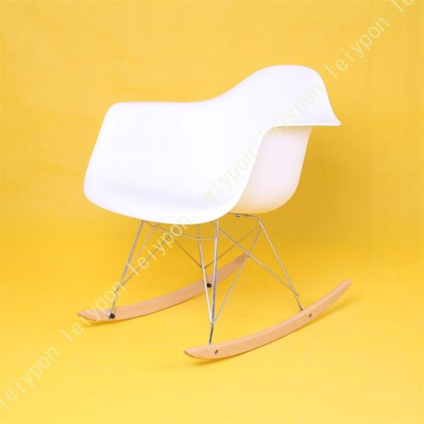 【発売日：2025年03月20日】★くつろぎ空間がコンパクトに重心を前に傾けることでスムーズに立ち上がれるというのも、使ってみてわかった利点です。ソファのように場所も取らず、軽くて動かしやすいのでコンパクトなくつろぎ空間を作りたいなら、ロッ...