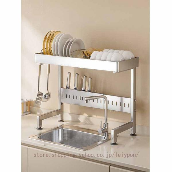 【発売日：2025年08月04日】製品特徴2段式「皿置き・碗置き・包丁立て・箸立て・まな板立て・清潔用品収納カゴ・フック」水切りラック登場!★シンク上のデッドスペースを有効活用!シンク横にスペースが無くてもシンクの上の空間を活用し、自然乾燥...