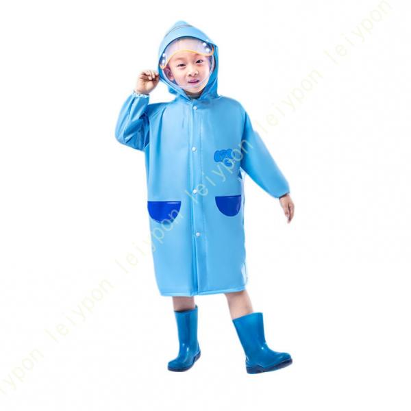 【発売日：2026年03月04日】雨が降るのが嫌いため、学校に行きたくない!こんな声を聞いたら、親たちが困っていますよね!心配しなくて!こんな可愛いレインポンチョで、雨から子供をすっぽりくれる!雨の日でも、楽に通学♪♪♪☆素材：EVA 対象...