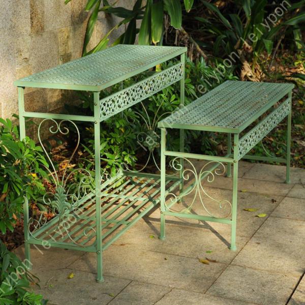 【発売日：2025年07月31日】雰囲気のあるフラワースタンド  フランス語で「白」を意味する「ブラン」にアンティークな魅力をプラスしたシリーズ!なじみやすい清潔感のあると、気品のあるシャビー感が絶妙にミックスされ、お庭やベランダ、バルコニ...