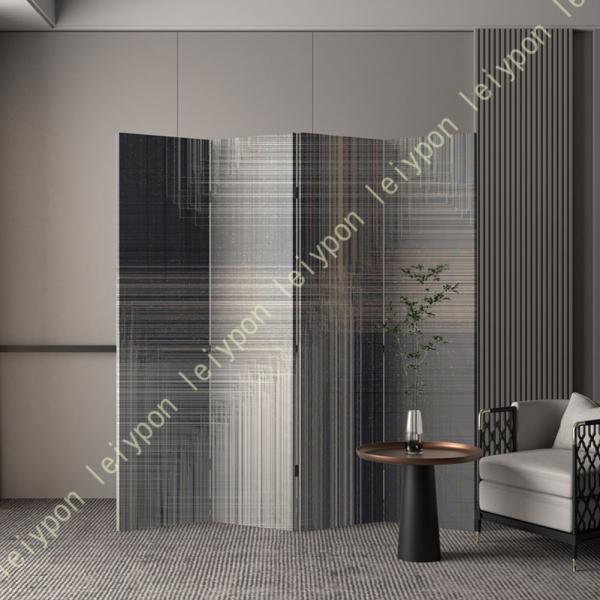 【発売日：2025年06月11日】★「商品サイズ（cm）」：高さ約180×幅約40　　 パネル数：4連 ★「素材」：木とクロス ★「お部屋に新しい空間を」：限られたお部屋の空間を、シンプルに仕切ってくれるパーテーション。 ★「折りたたんで収...