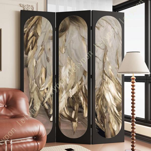 【発売日：2025年07月03日】★「商品サイズ（cm）」：高さ約180×幅約40　　 パネル数：3/4連 ★「素材」：木とクロス ★「お部屋に新しい空間を」：限られたお部屋の空間を、シンプルに仕切ってくれるパーテーション。 ★「折りたたん...