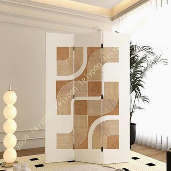 【発売日：2025年07月16日】★「商品サイズ（cm）」：高さ約180×幅約40　　 パネル数：3/4連 ★「素材」：木とクロス ★「お部屋に新しい空間を」：限られたお部屋の空間を、シンプルに仕切ってくれるパーテーション。 ★「折りたたん...